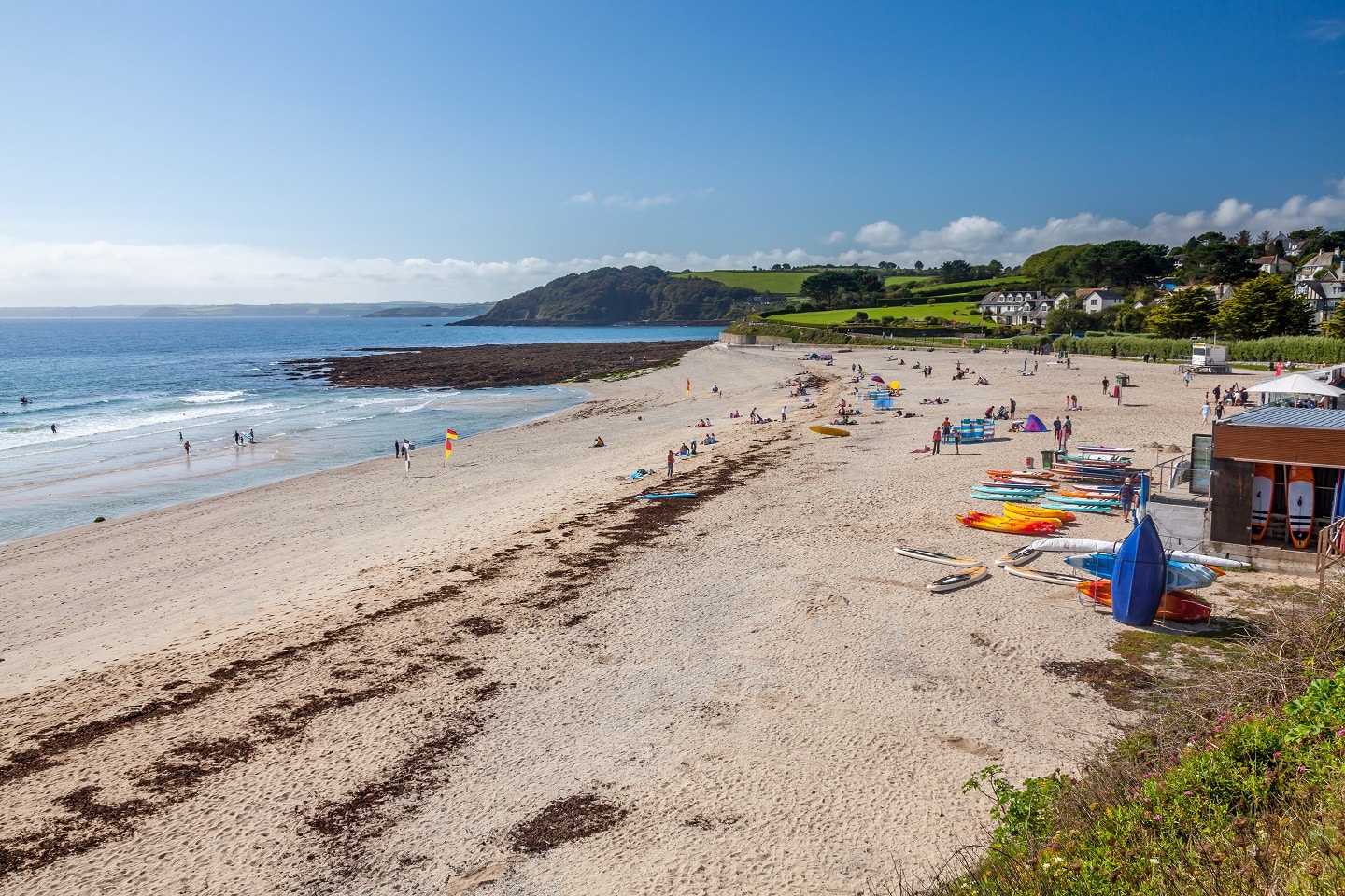 Beaches in Cornwall with Blue Flag status | Dolphin Holidays
